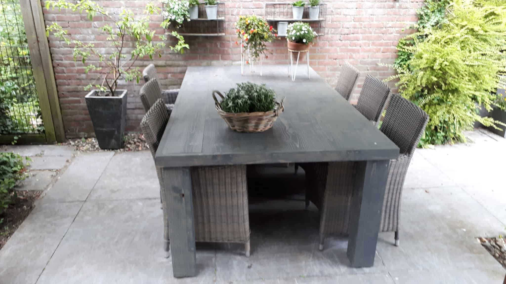Tuintafel hout op maat - Goedkope Steigerhouten Meubelen